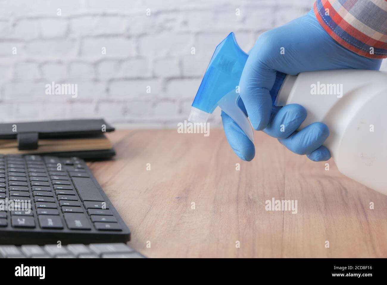 Office cleaning close up hi-res stock photography and images - Alamy
