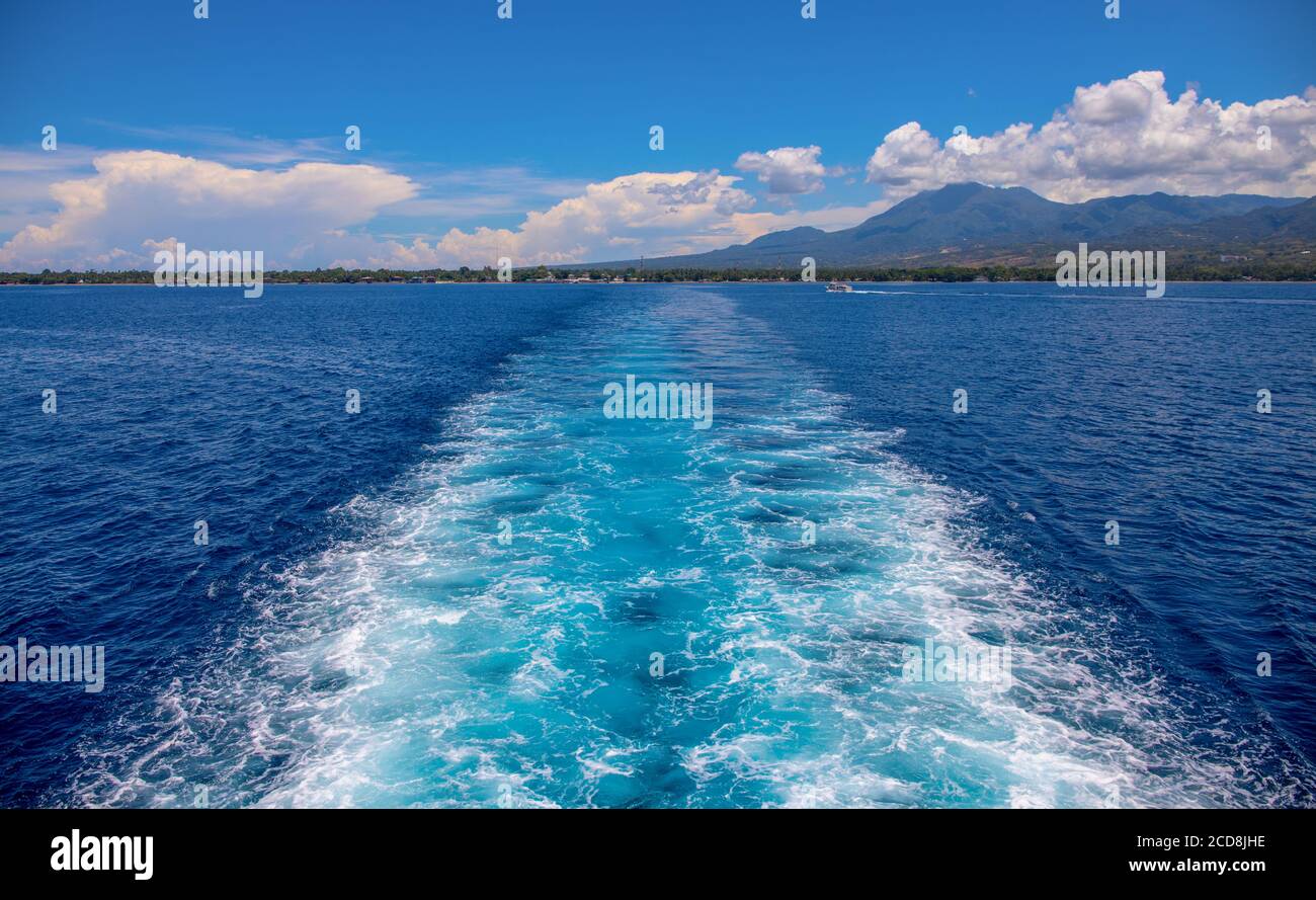 Sea landscape perspective view. Nautical boat travel beckdrop. Cruise ...