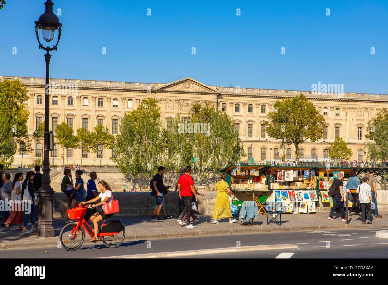 Louvre pavilion hi-res stock photography and images - Alamy