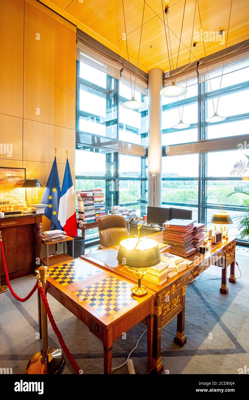 Minister of public action and accounts hi-res stock photography and ...