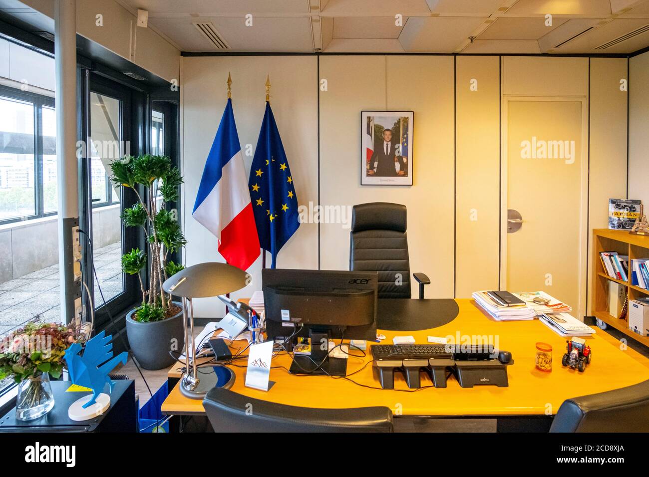 Secretary furniture hi-res stock photography and images - Alamy