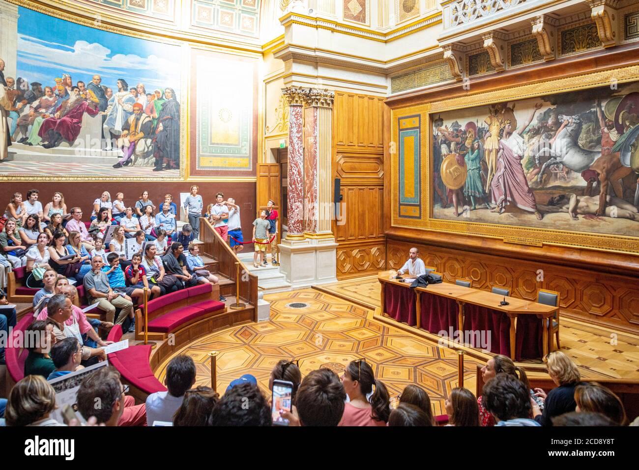Hemicycle des beaux arts hi-res stock photography and images - Alamy
