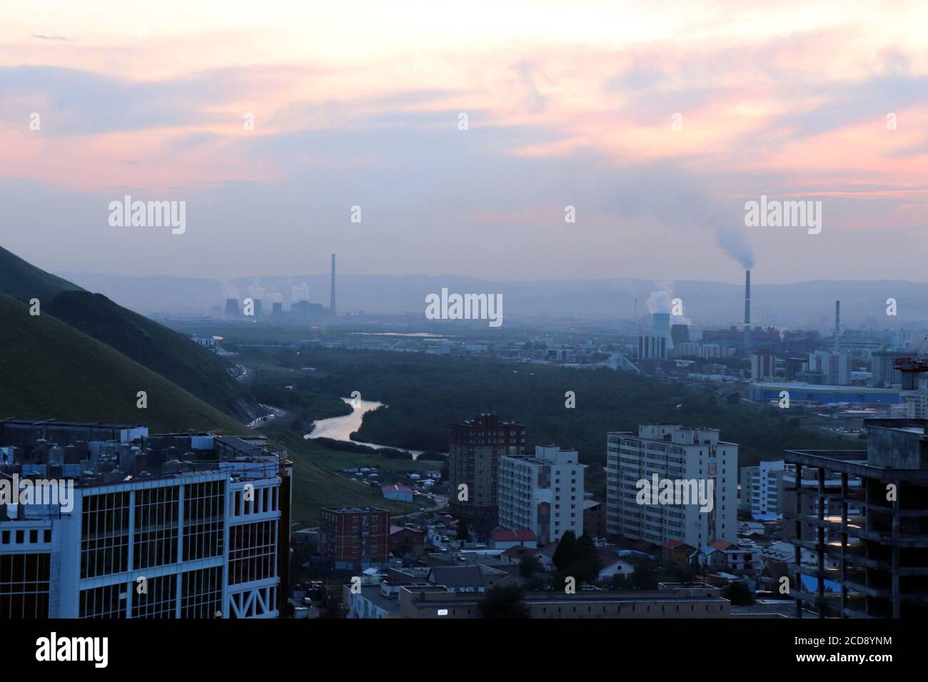 Ulaanbaatar statue buildings hi-res stock photography and images - Alamy