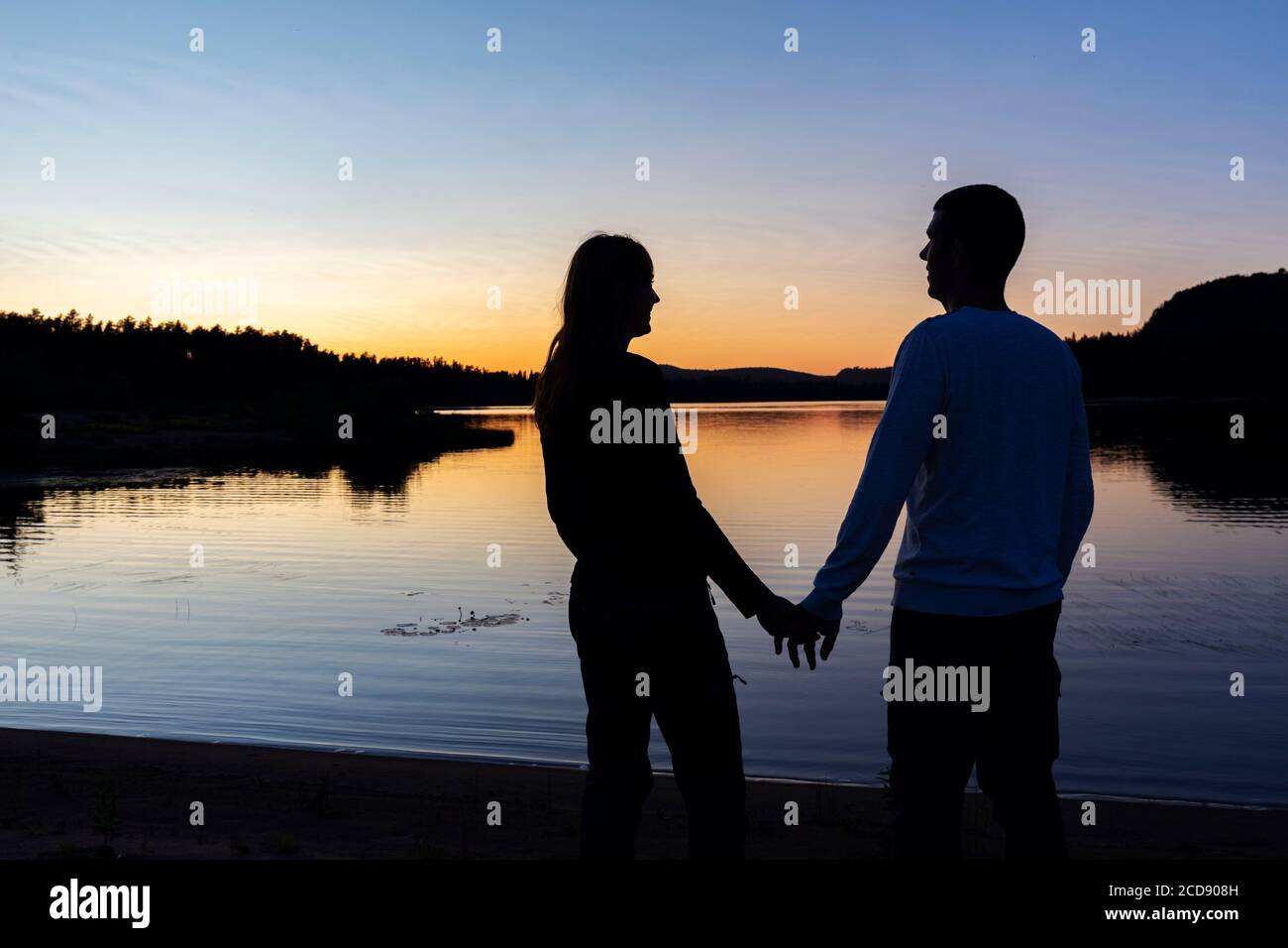 Romantic couple model release ok hi-res stock photography and images ...