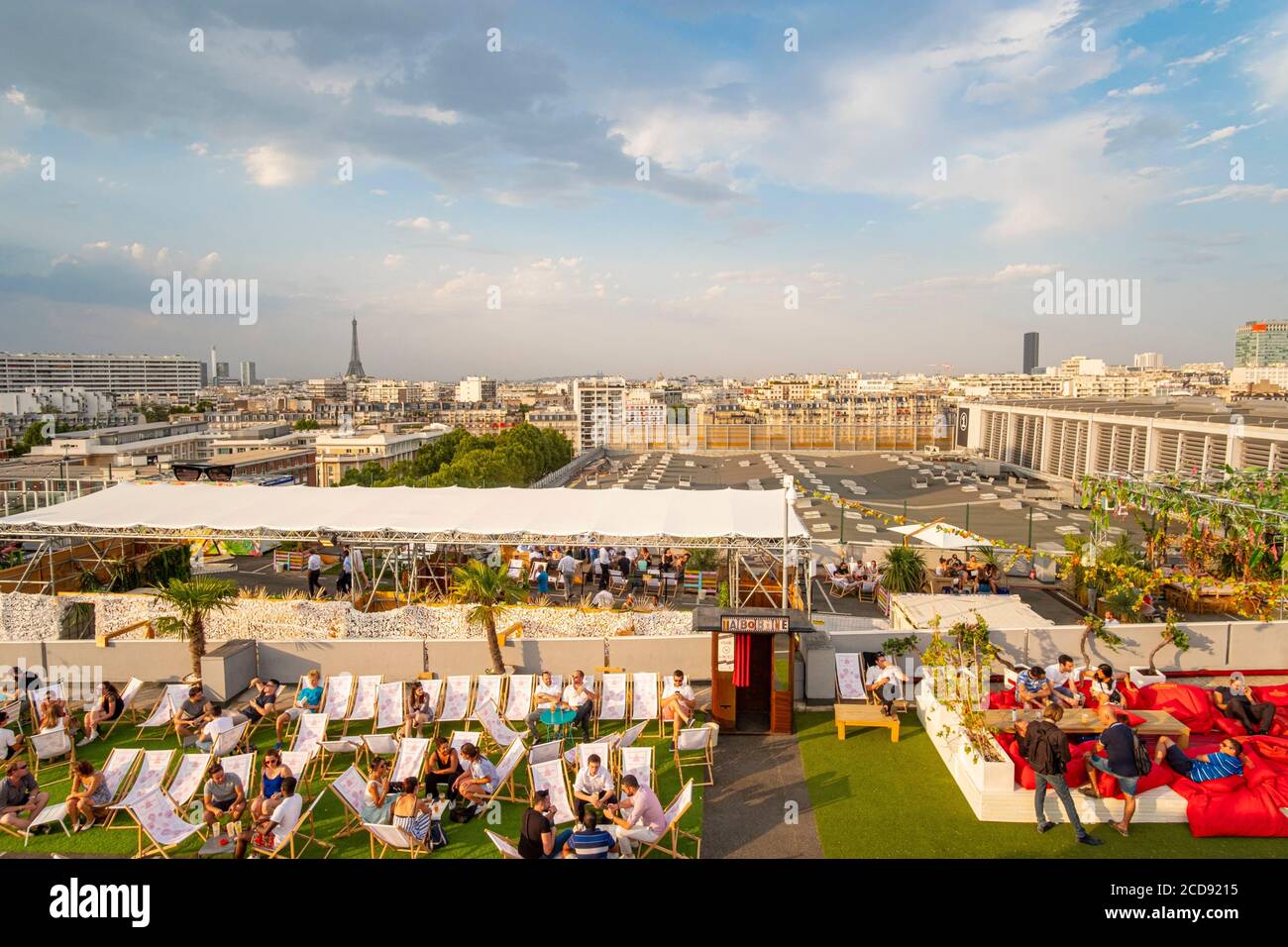 France rooftop view hi-res stock photography and images - Alamy