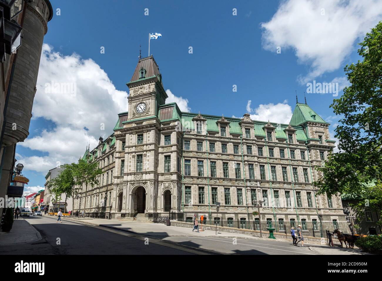 Ministry of finance of quebec hi-res stock photography and images - Alamy