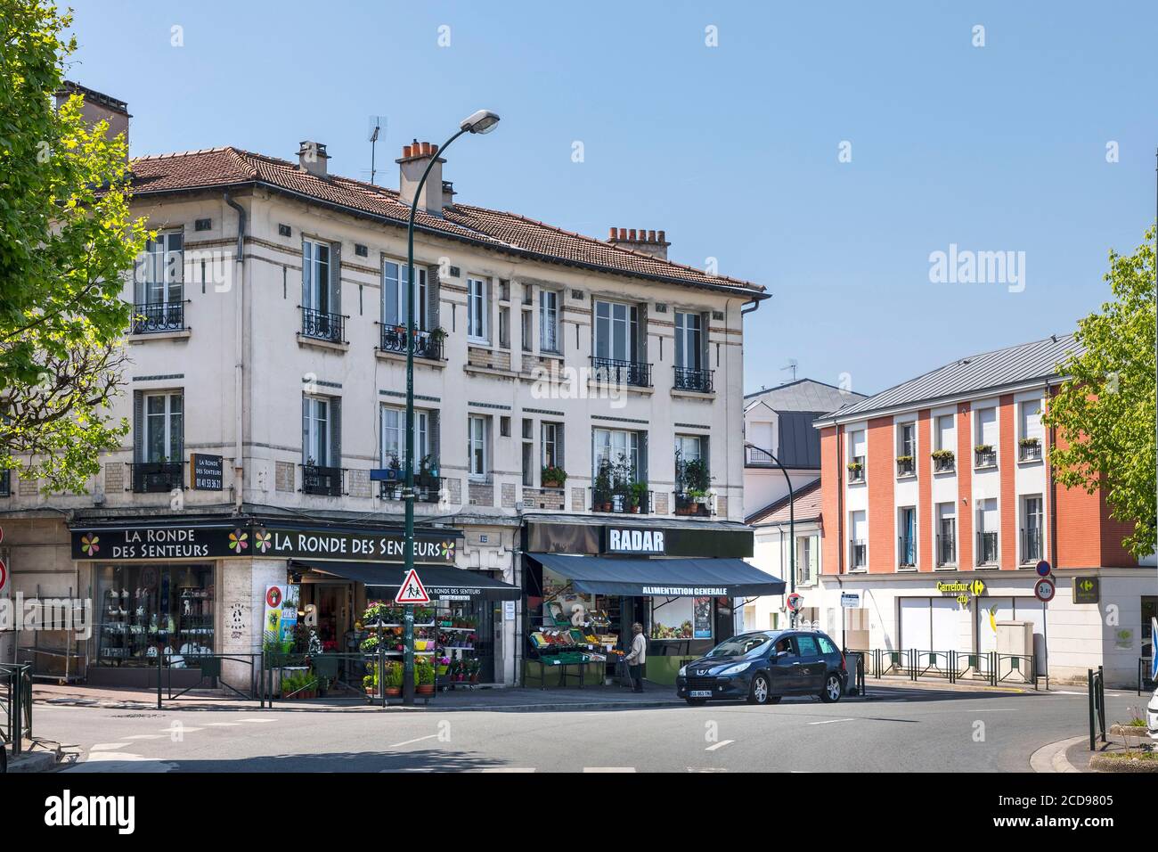 France, Seine Saint Denis, Le Raincy, Roundabout Montfermeil Stock ...