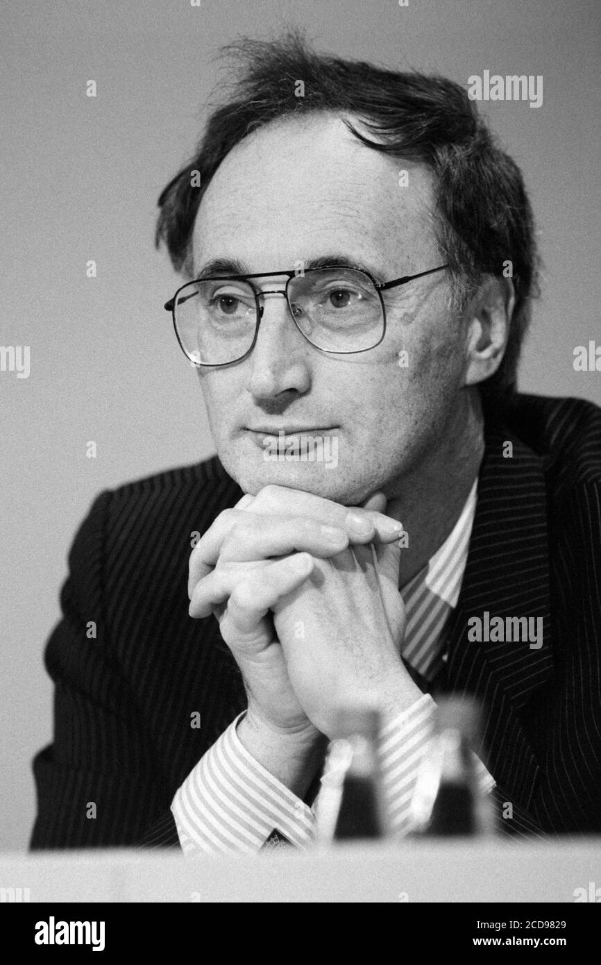 George young mp hi-res stock photography and images - Alamy