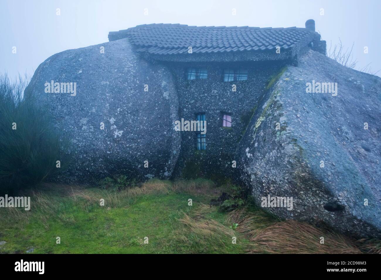 Rock house hi-res stock photography and images - Alamy