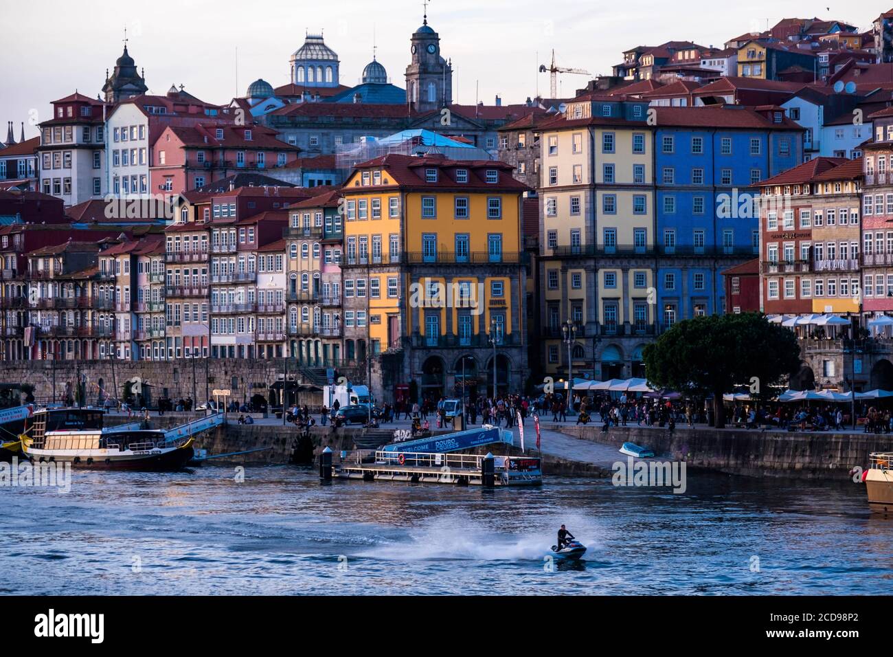 Portugal, Porto, Ribeira quarter, dock of the Douro Stock Photo - Alamy