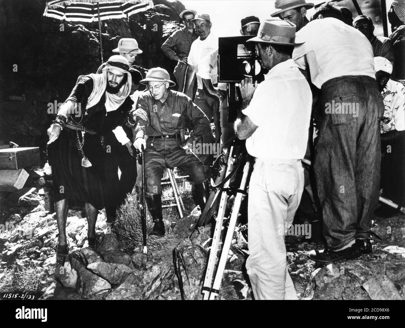 CHARLTON HESTON and CECIL B. DeMILLE on set location candid with Film ...