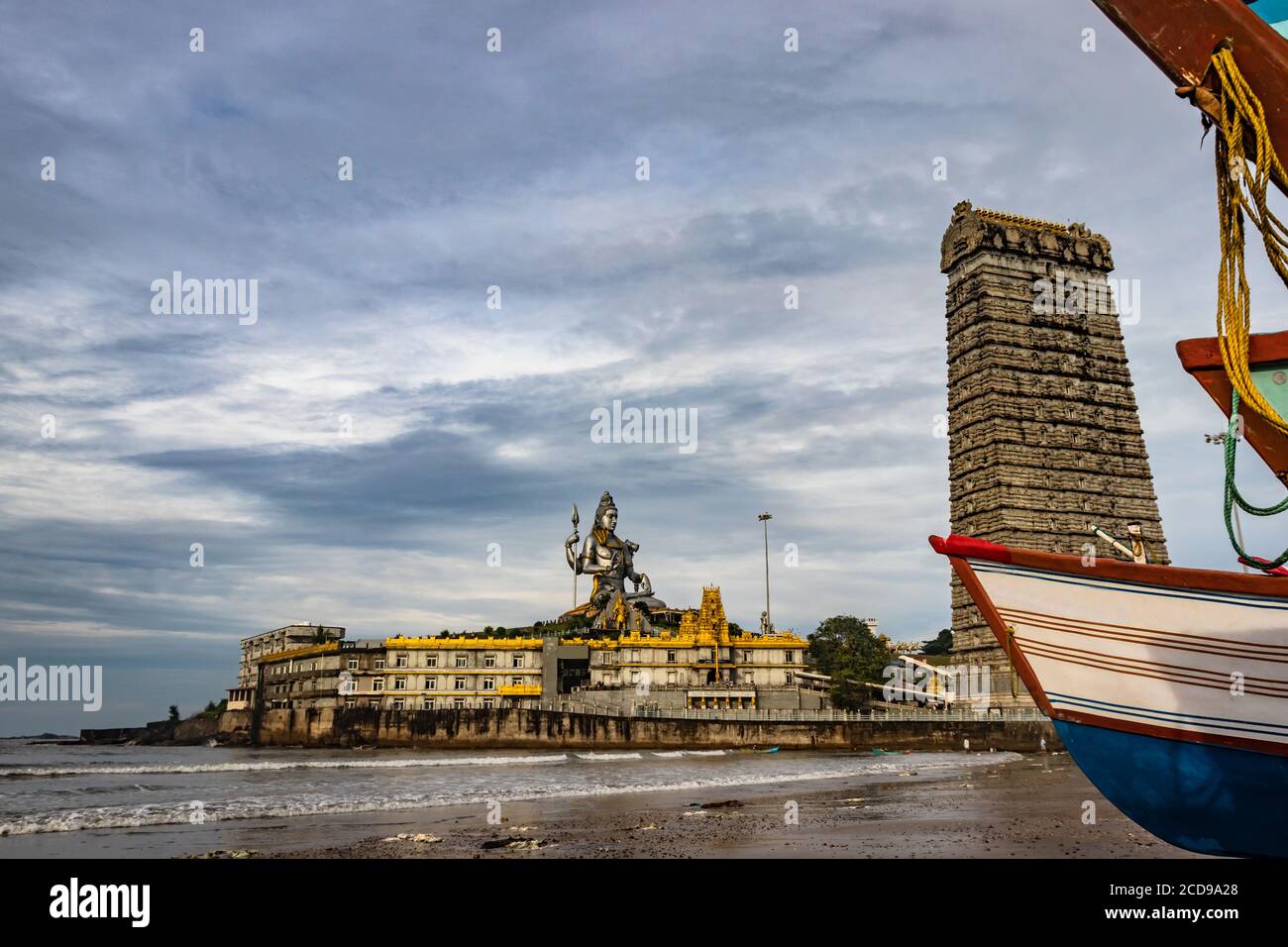 Murdeshwar shiva temple hi-res stock photography and images - Alamy