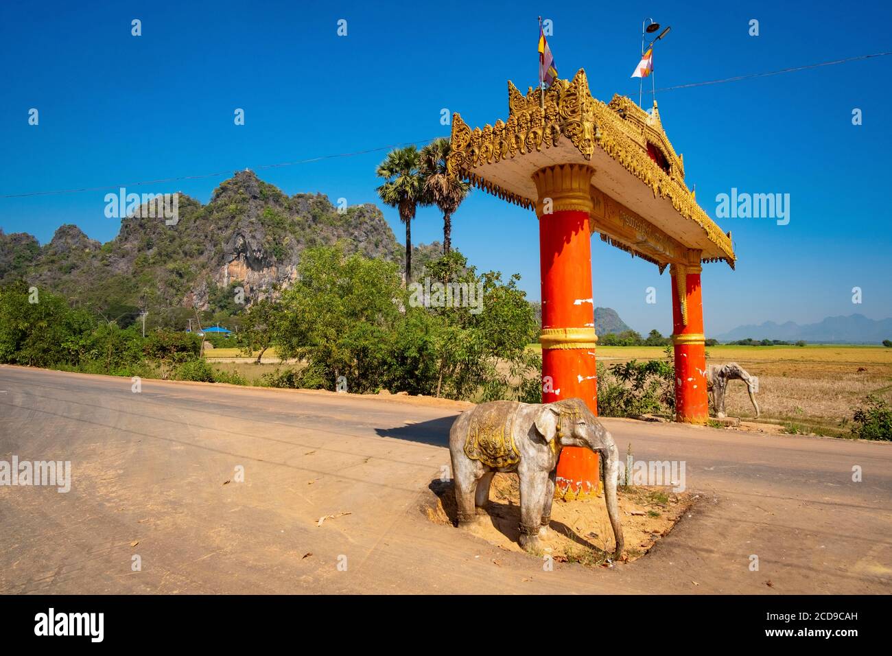 Myanmar (Burma), Karen State, Hpa An, Saddam Cave Stock Photo - Alamy