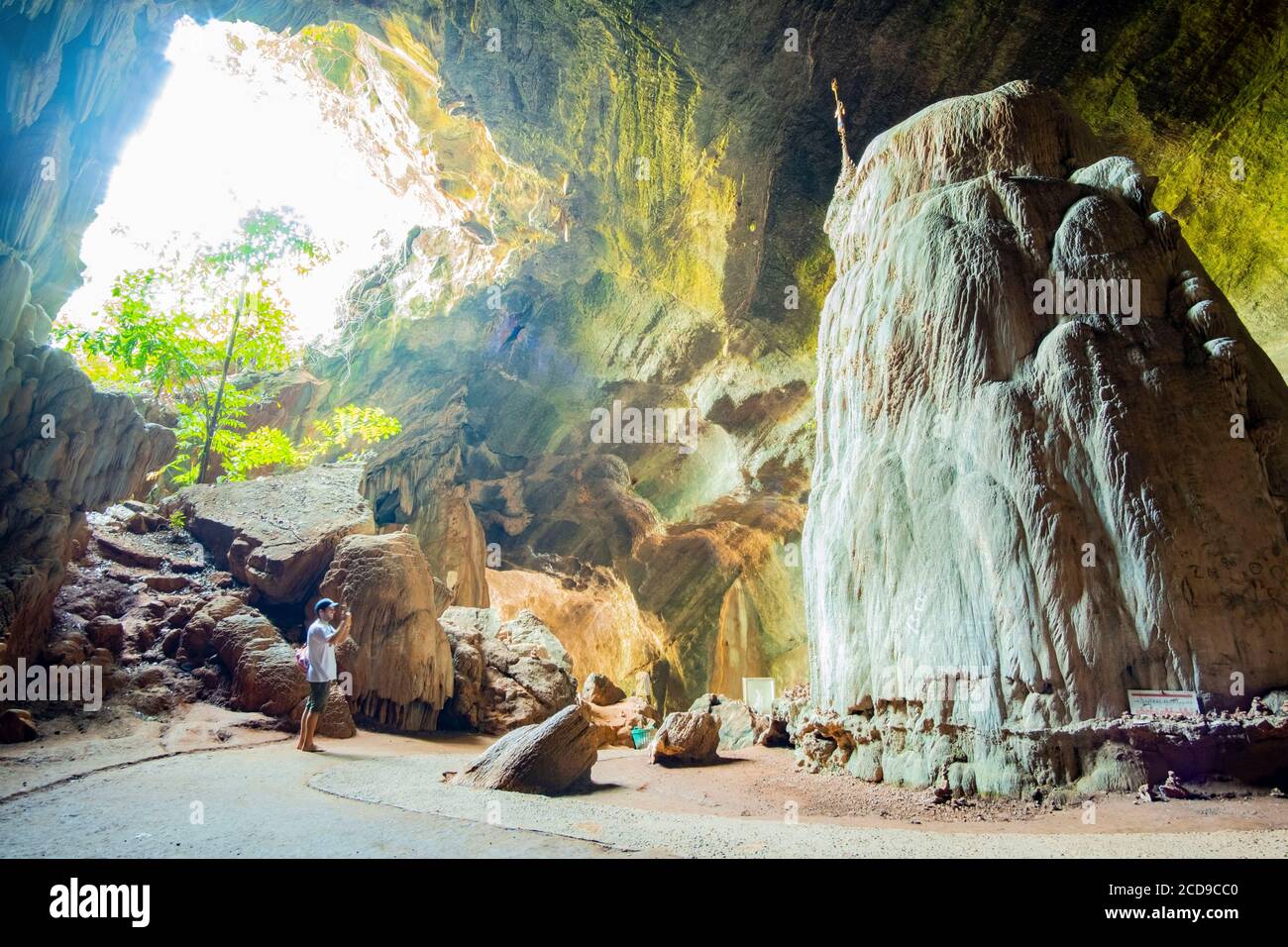Myanmar (Burma), Karen State, Hpa An, Saddam Cave Stock Photo - Alamy