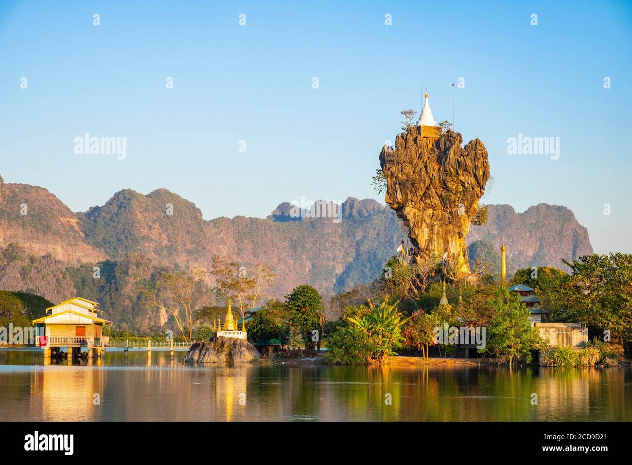 Myanmar (Burma), Karen State, Hpa An, Kyauk Kalap Monastery or Kyaik Ka ...