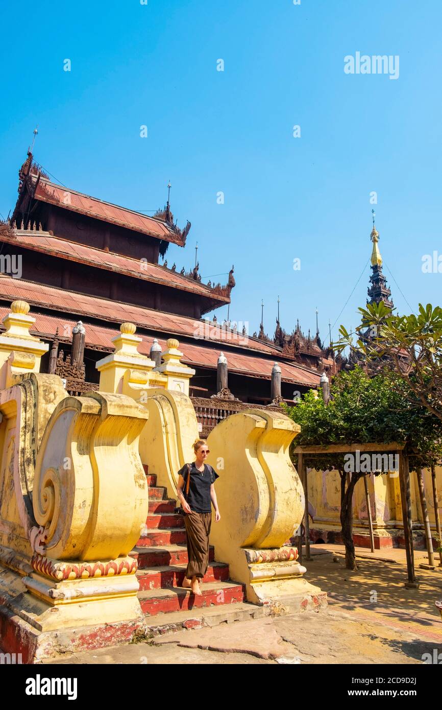 Myanmar (Burma), Mandalay region, Mandalay City, Kyaung Shwe In Bin ...