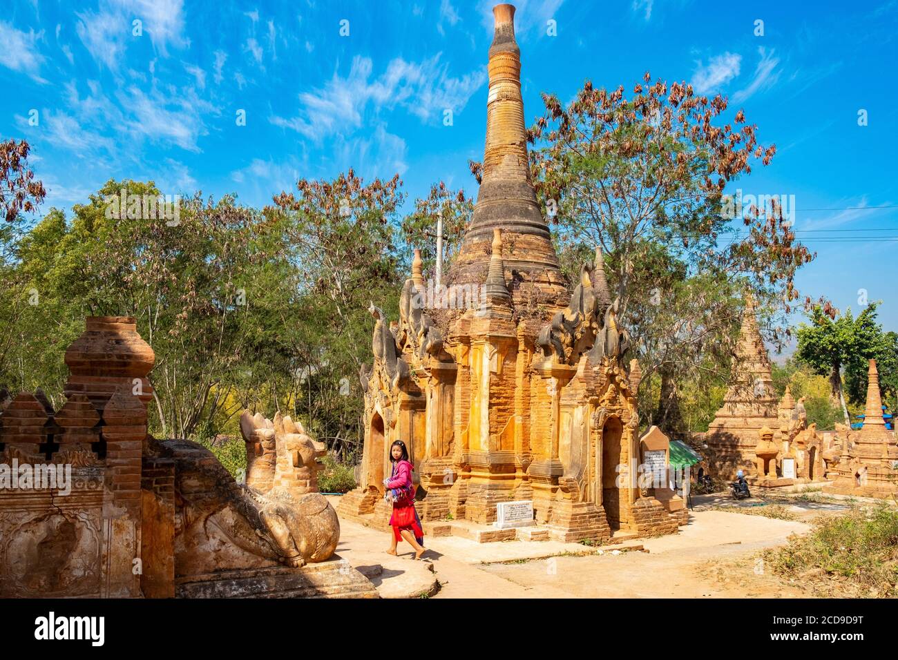 Myanmar shan state girl hi-res stock photography and images - Alamy