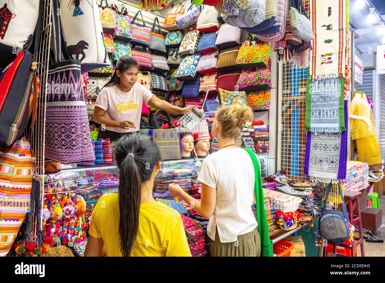 Bogyoke market hi-res stock photography and images - Alamy