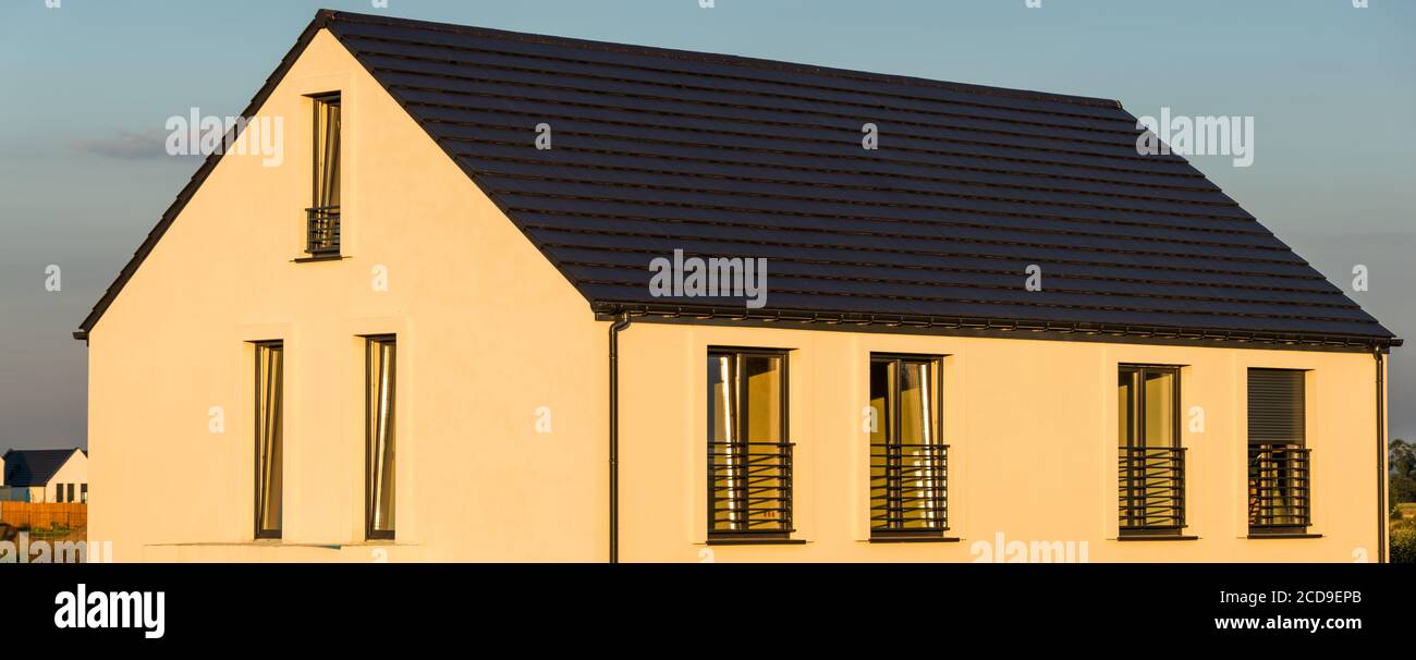 roof of a new house Stock Photo - Alamy