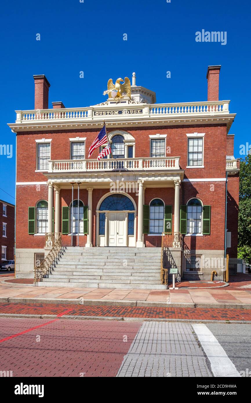Salem custom house hi-res stock photography and images - Alamy
