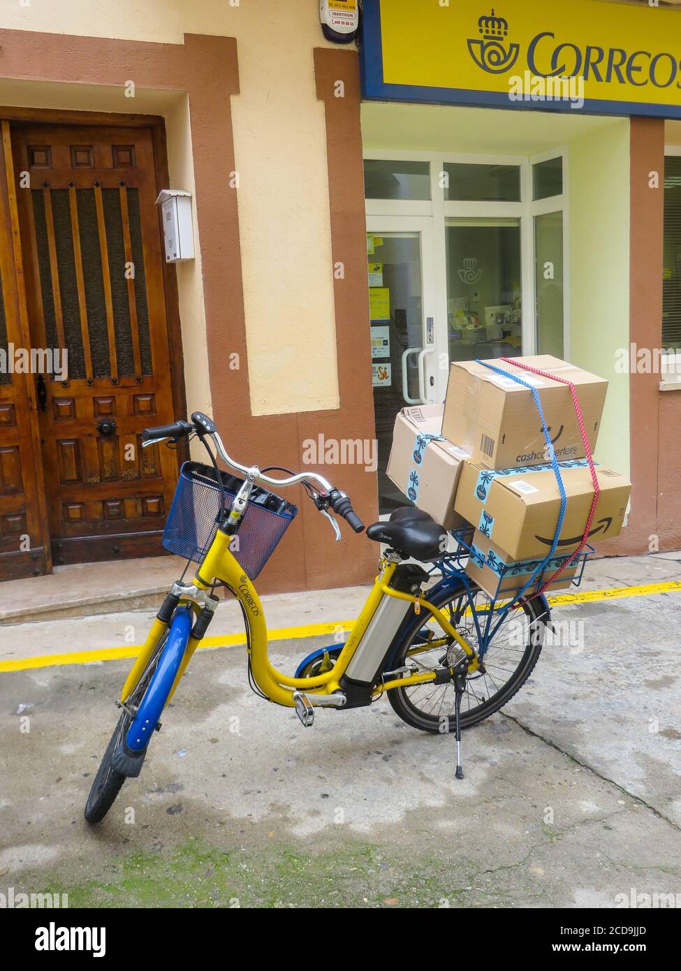 Office bike storage hi-res stock photography and images - Alamy