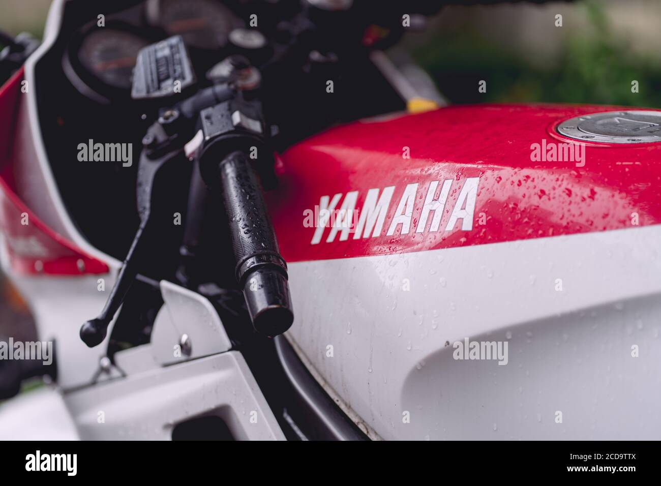 Red white yamaha hi-res stock photography and images - Alamy