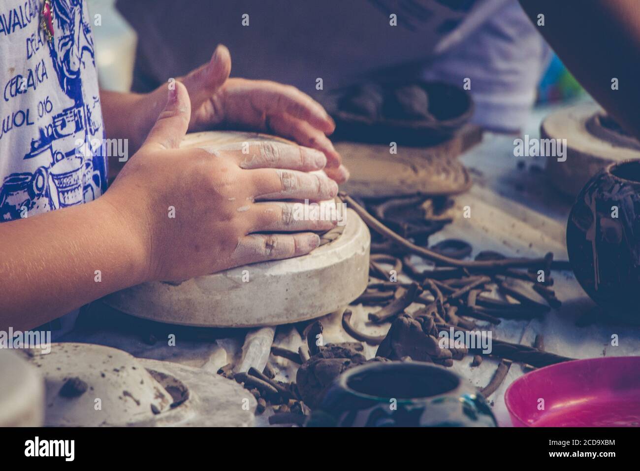 Potter making vessels hi-res stock photography and images - Alamy