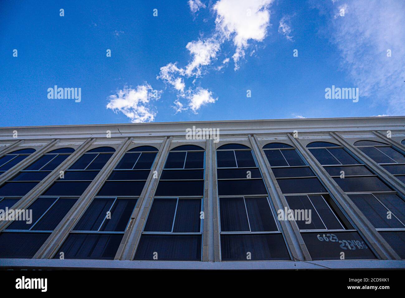 Edificio centenario hi-res stock photography and images - Alamy