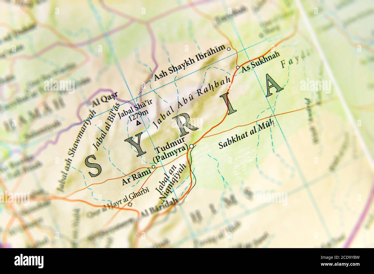 Geographic map of Syria with important cities Stock Photo - Alamy