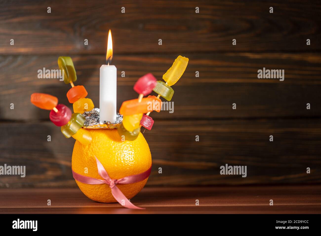 Christingle hi-res stock photography and images - Alamy