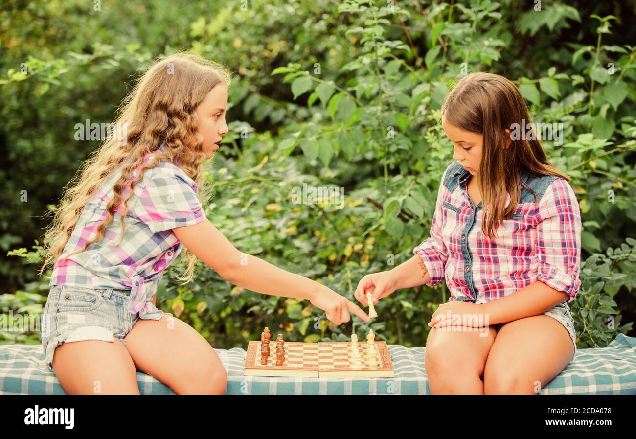 brain activity. chess playing. skilled children. turn on your brain ...