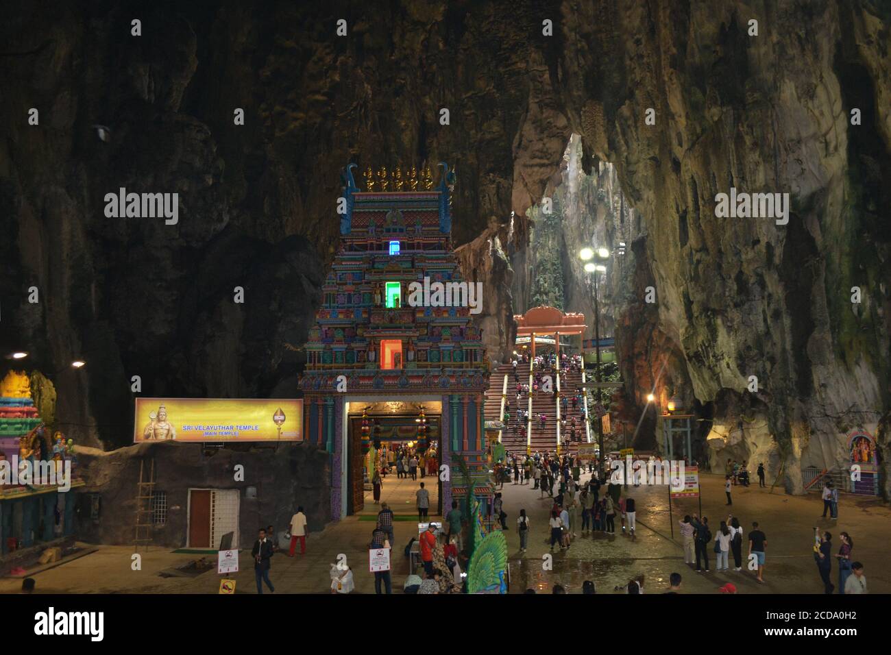 Batu caves interior hi-res stock photography and images - Alamy