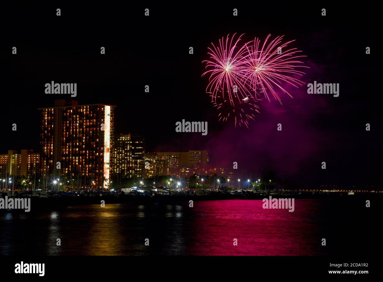 Hilton hawaiian village waikiki beach resort hi-res stock photography ...