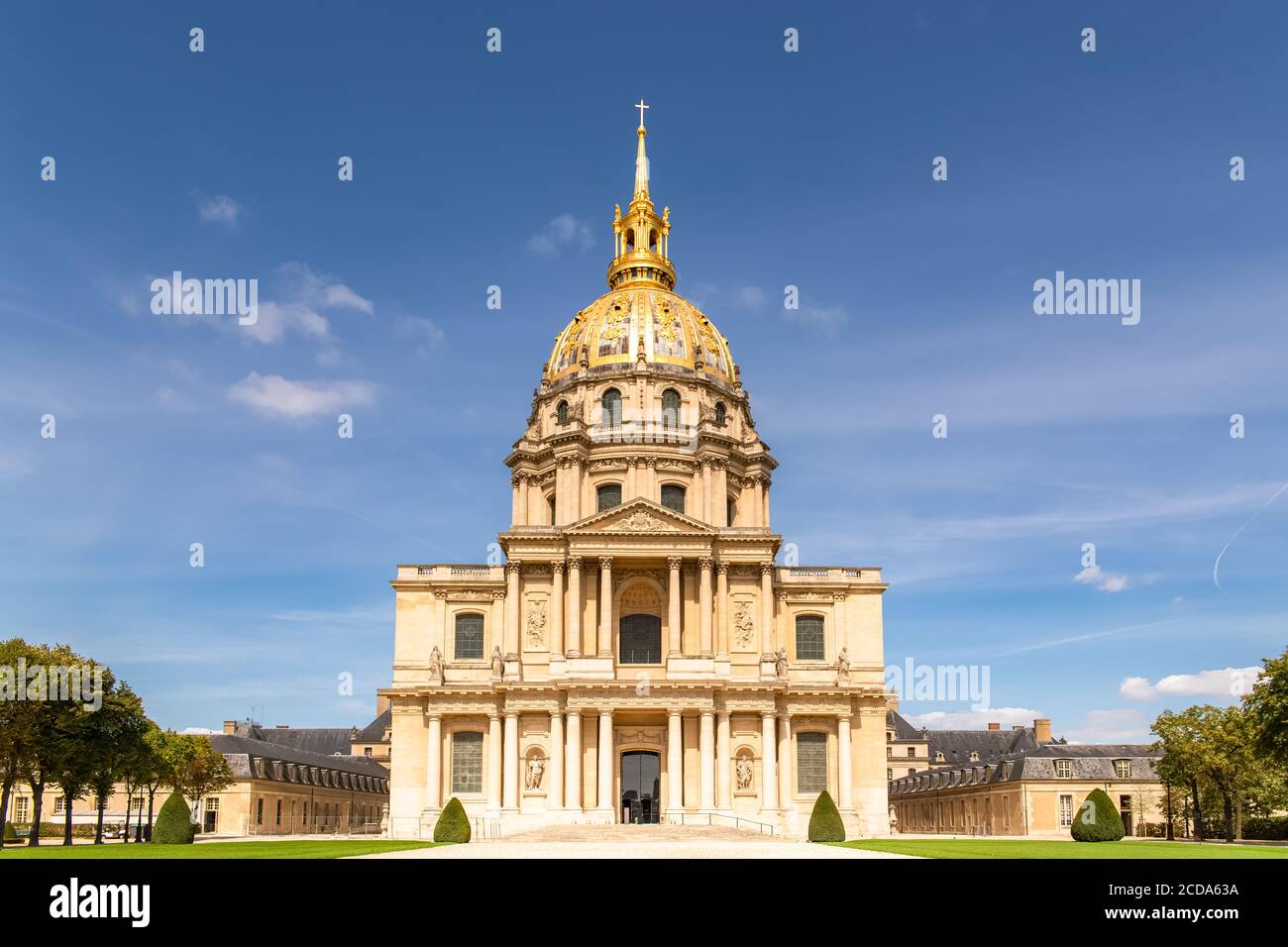 Paris, the Invalides dome, beautiful monument Stock Photo - Alamy