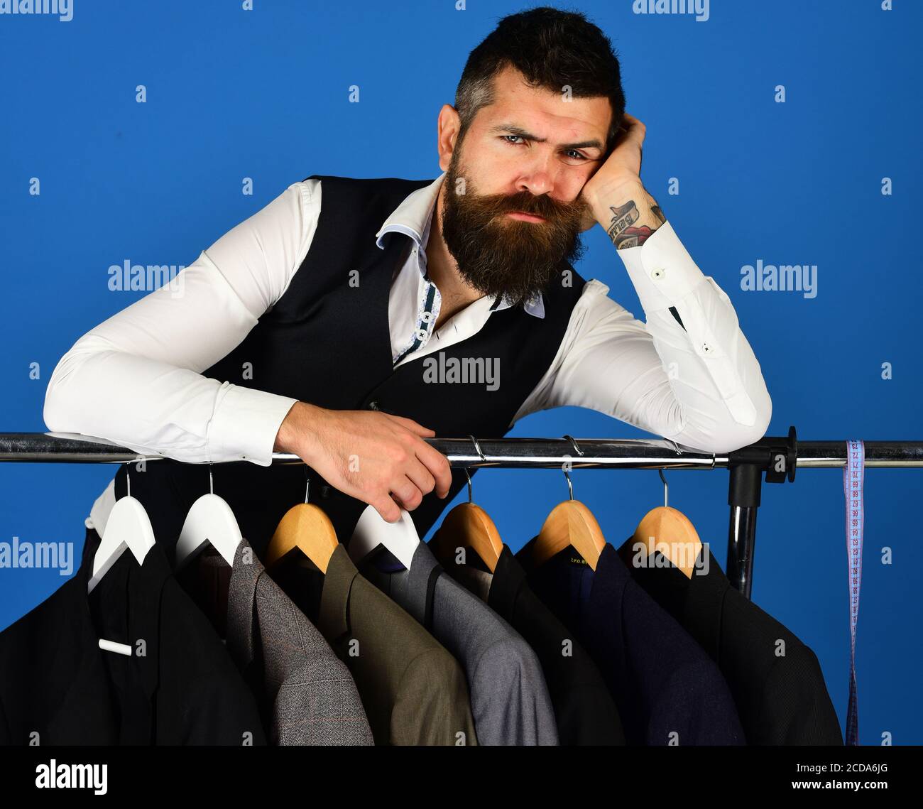 Bored shop assistant hi-res stock photography and images - Alamy