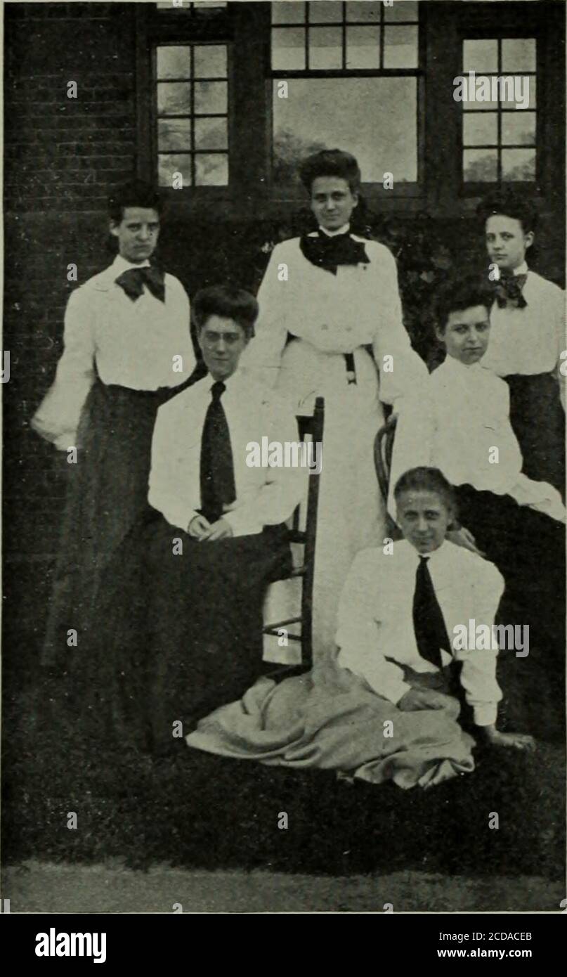 Emily morse hi-res stock photography and images - Alamy