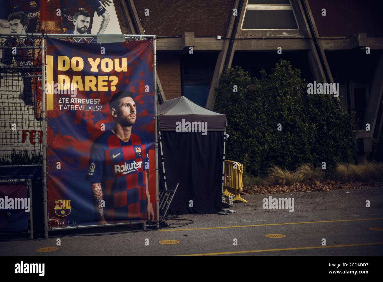 Lionel messi fc barcelona leave hi-res stock photography and images - Alamy