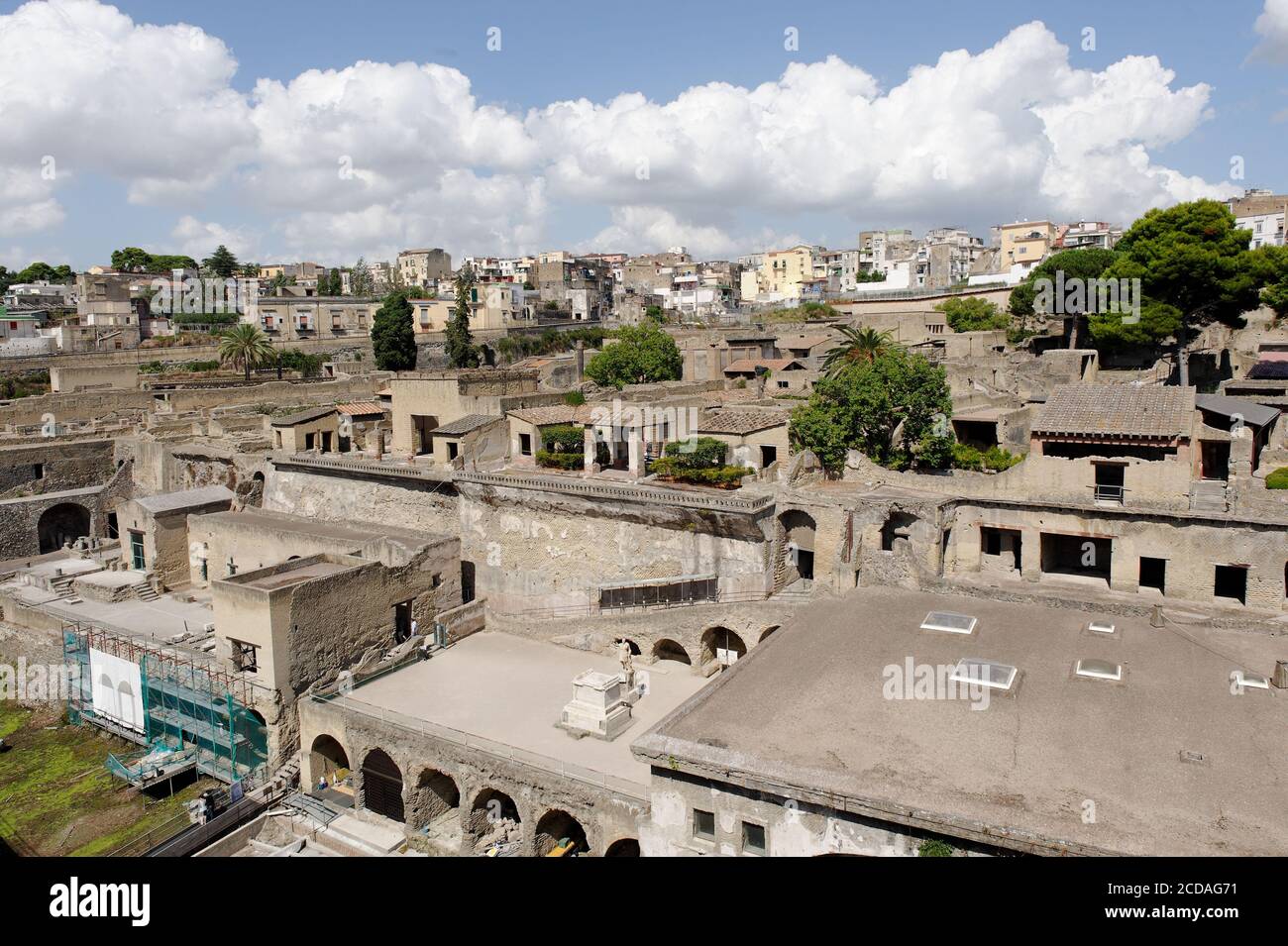Archaeology ruins herculaneum hi-res stock photography and images - Alamy