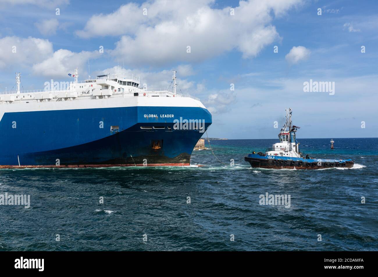 The Global Leader, a roll-on/roll-off vehicle carrier of the NYK Line ...