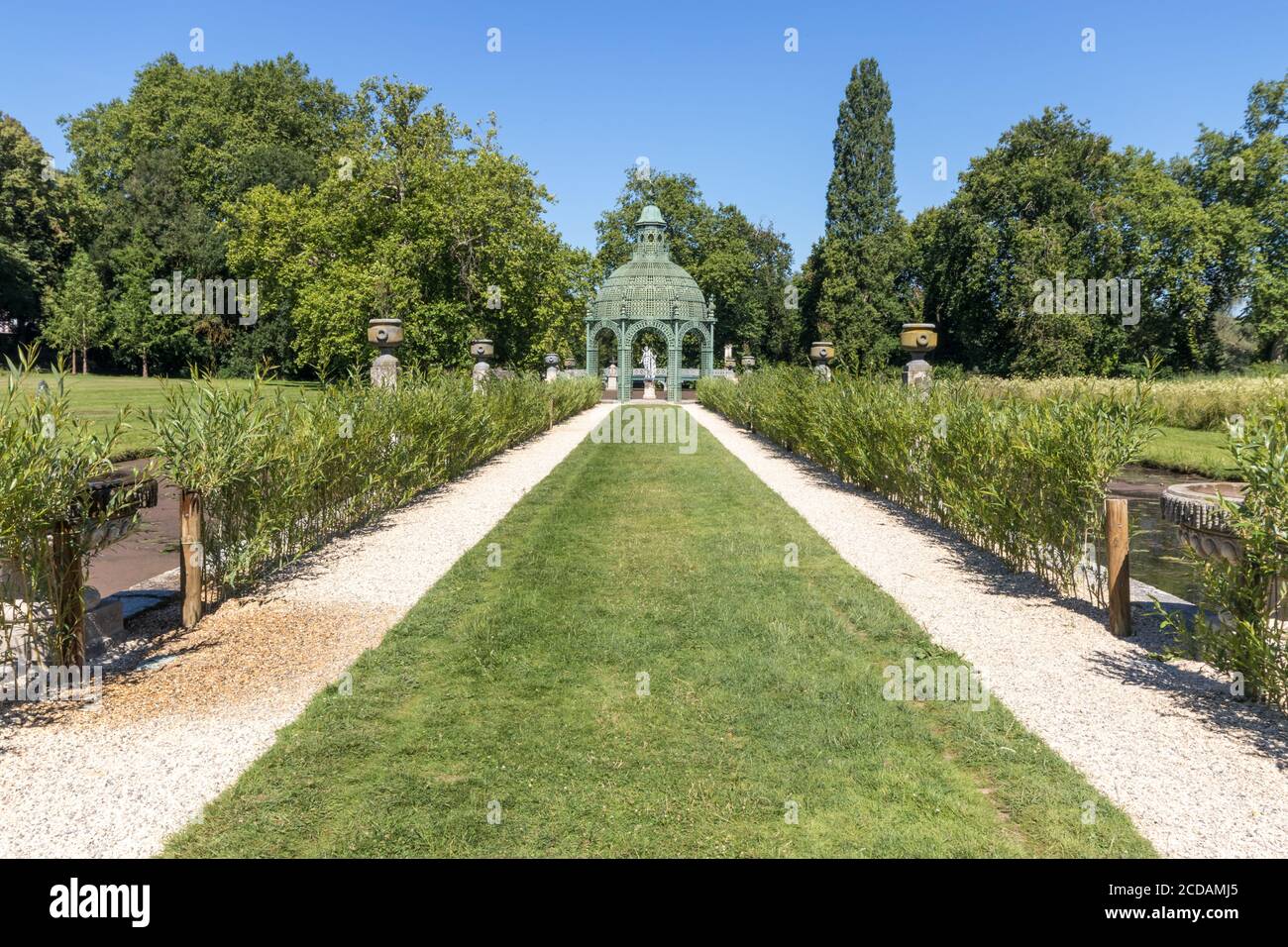 Chantilly city with its romantic parks, castle and stables Stock Photo ...