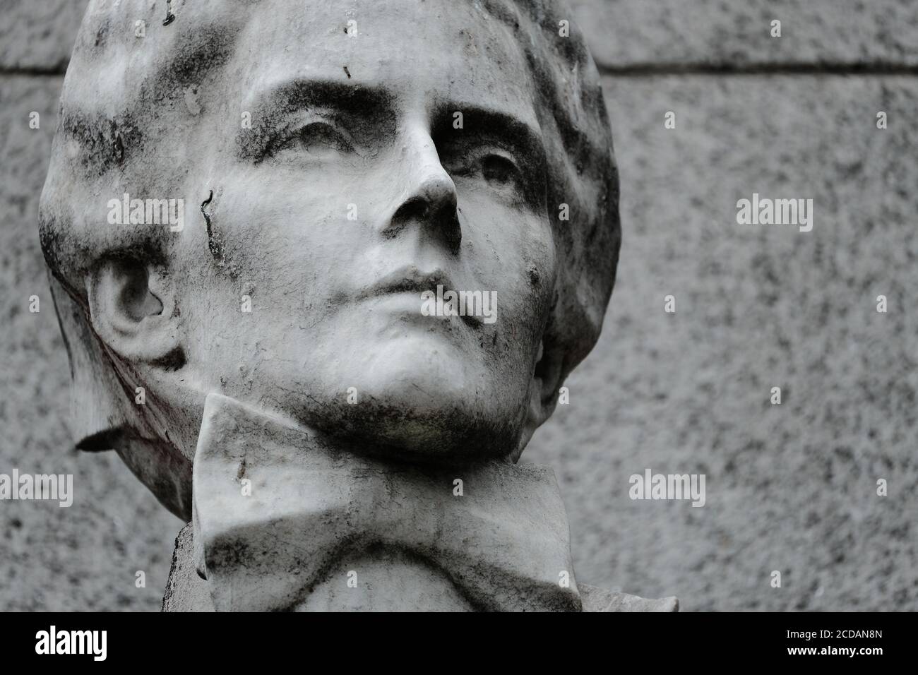 Edith cavell memorial sculpture hi-res stock photography and images - Alamy
