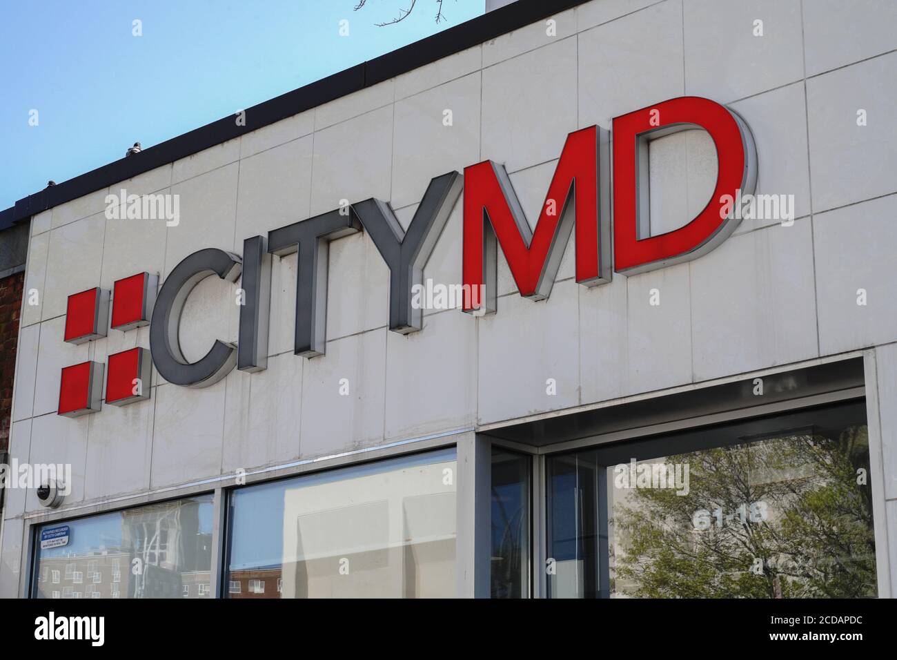 CityMD, logo in Queens borough Stock Photo - Alamy