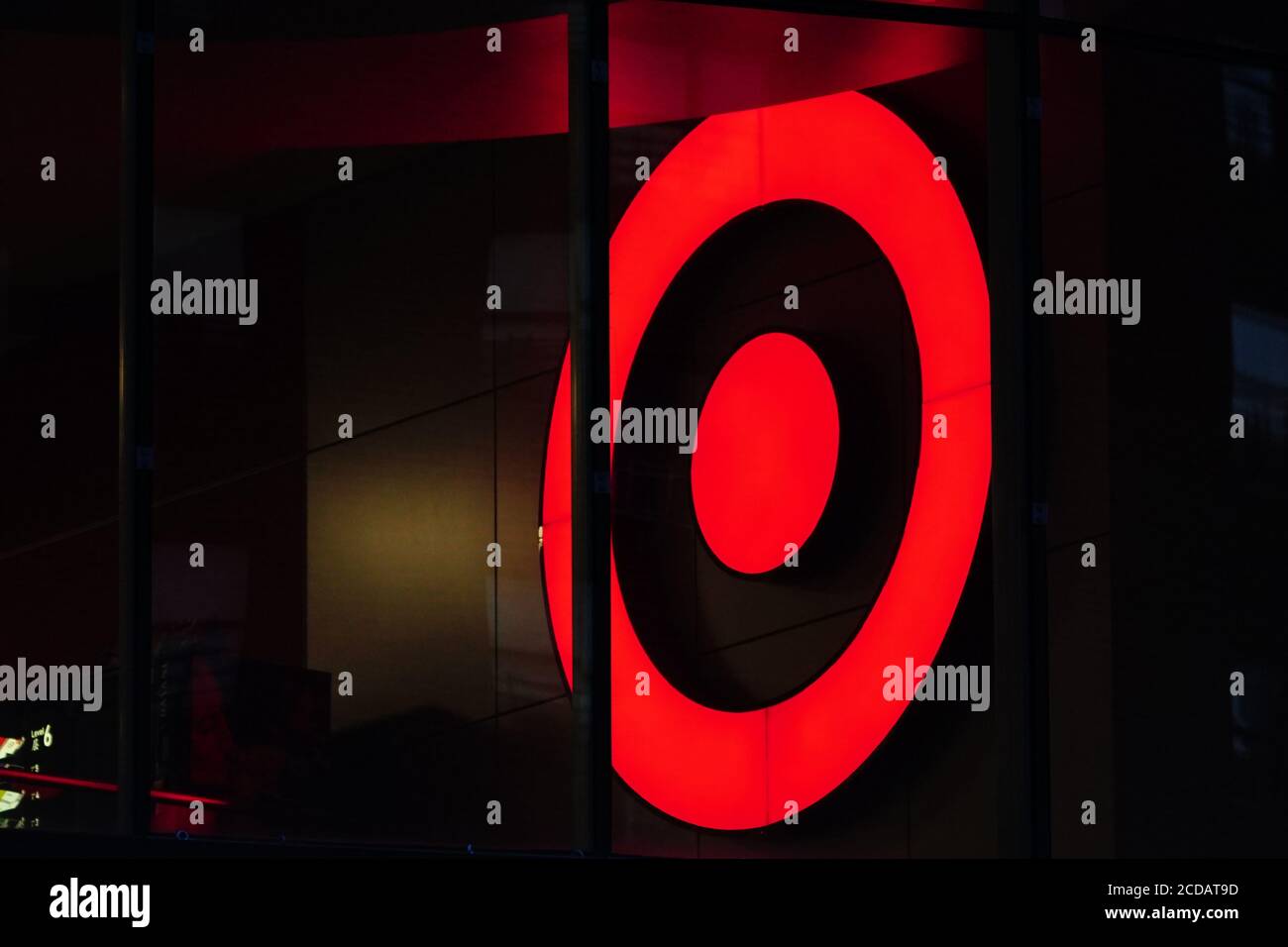 2020 target hi-res stock photography and images - Alamy