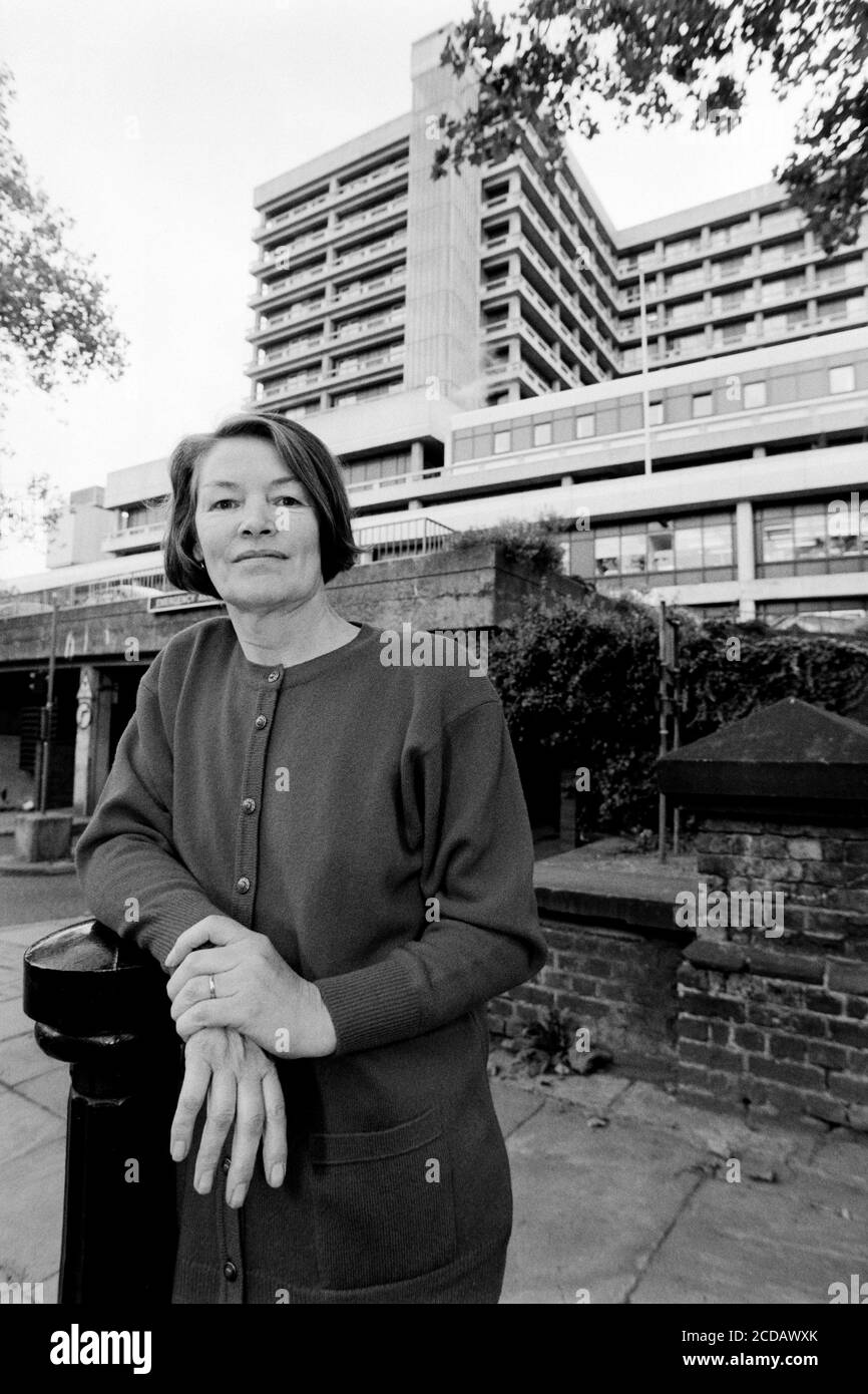 Hampstead royal free hospital Black and White Stock Photos & Images - Alamy