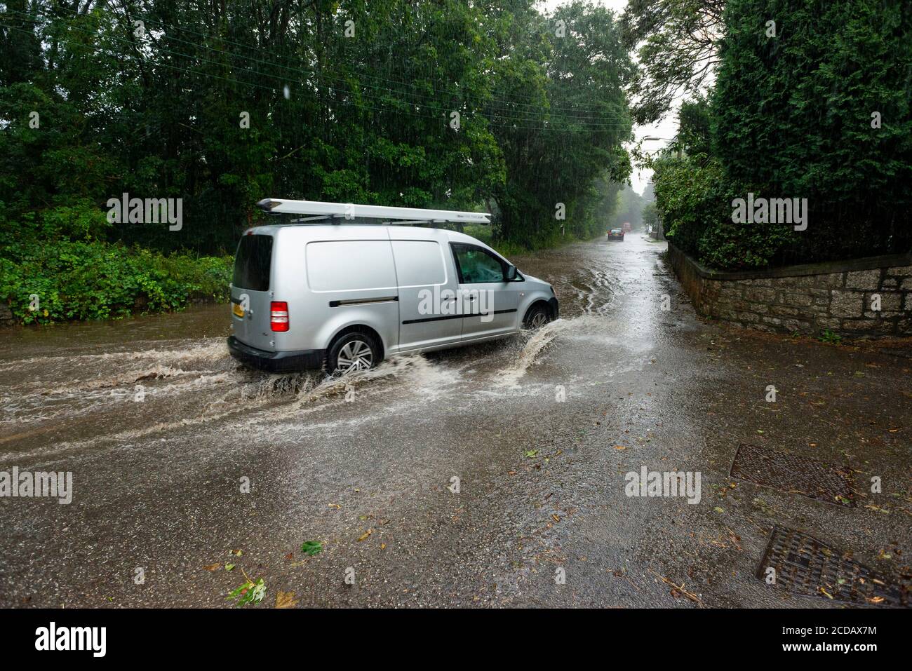 Cars floods severe weather hi-res stock photography and images - Alamy
