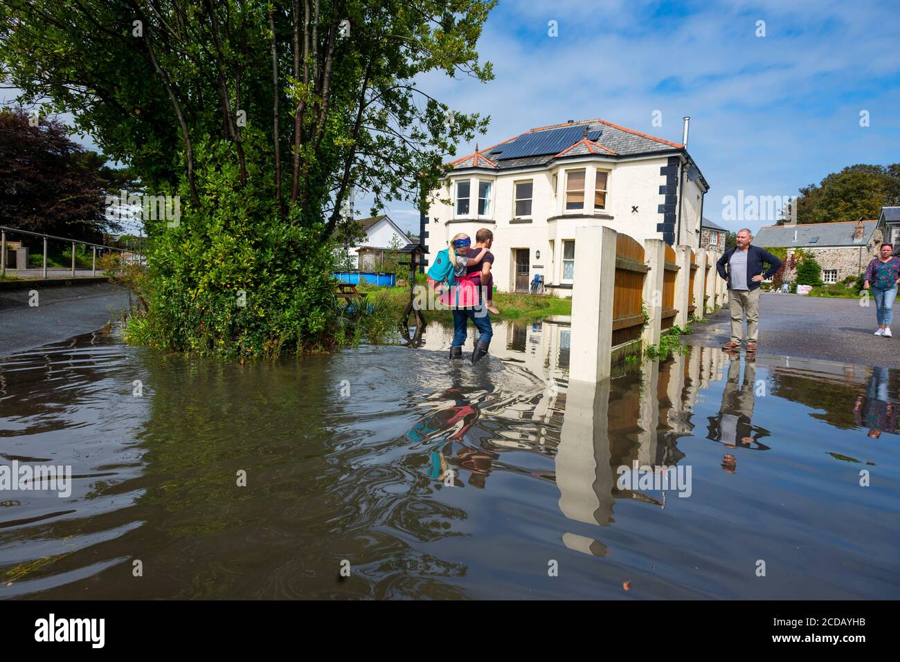 Tidal drainage hi-res stock photography and images - Alamy
