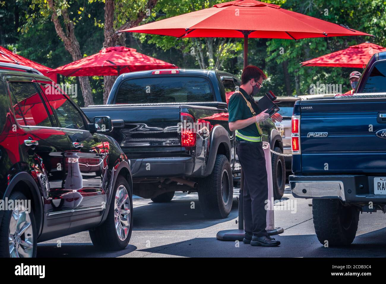 Drive thru fast food hi-res stock photography and images - Alamy