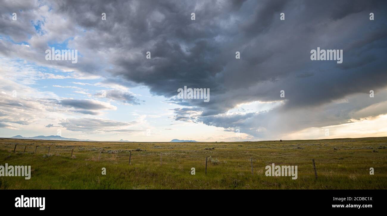 Storm in the prairies Stock Photo - Alamy