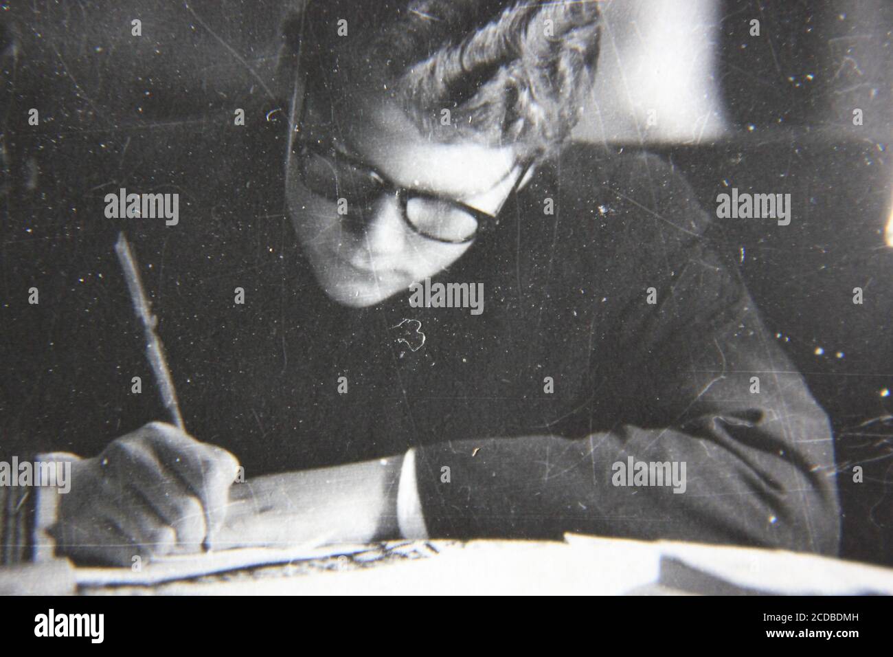 Studious man hi-res stock photography and images - Alamy