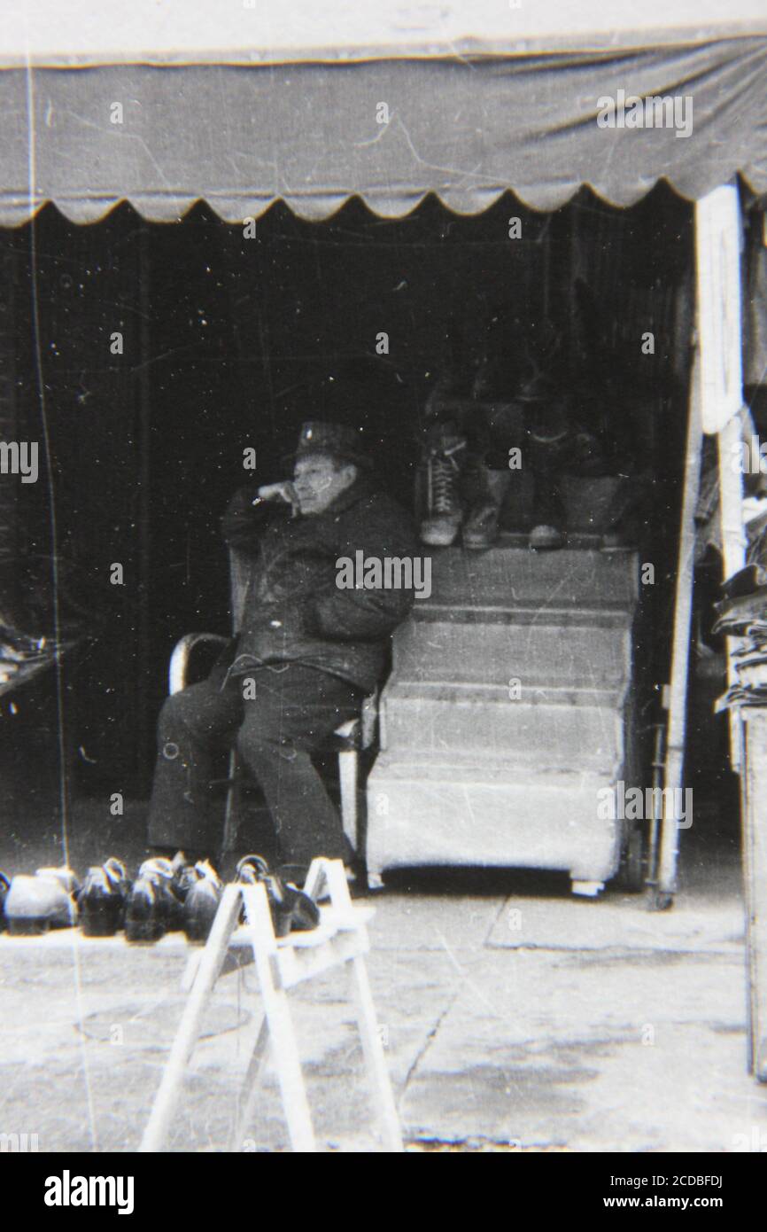 Maxwell fine hi-res stock photography and images - Alamy